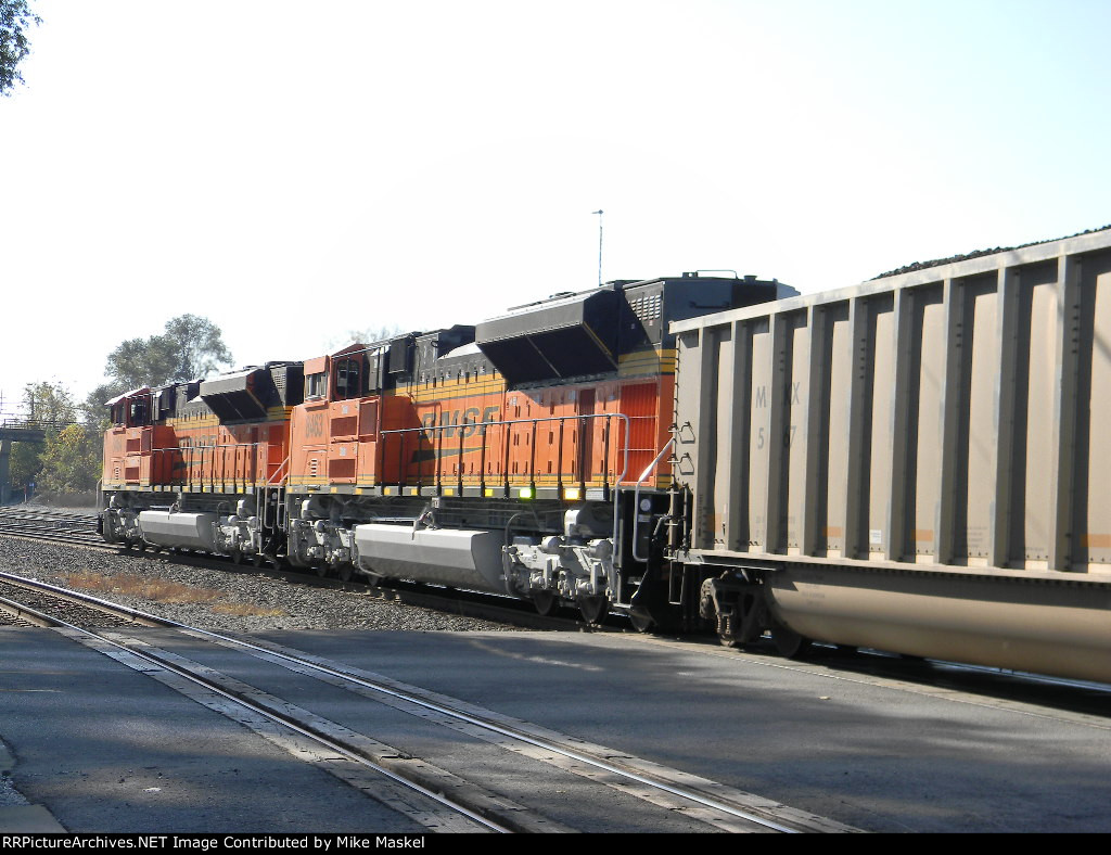BNSF 8464